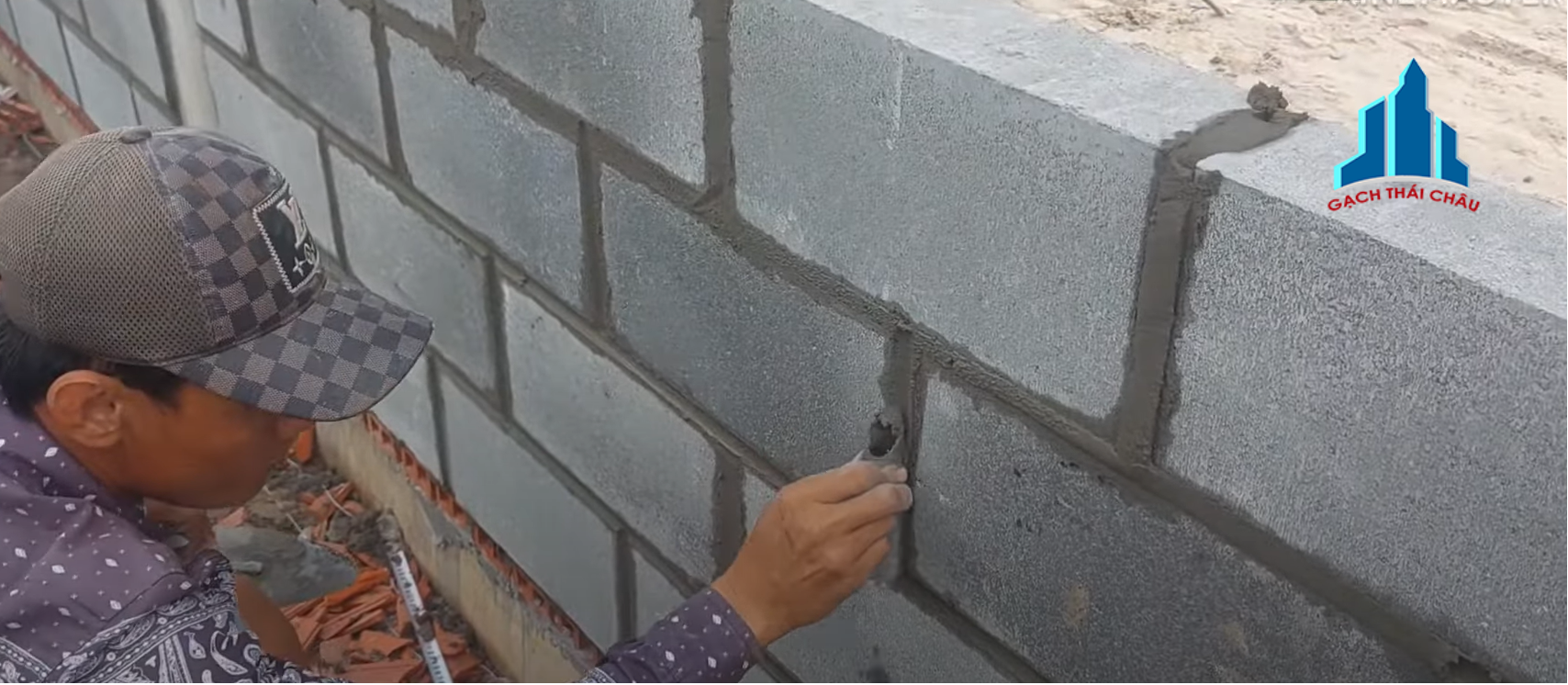 Xu Hướng Xây Tường Gạch Block Không Tô Trong Nội – Ngoại Thất 2025